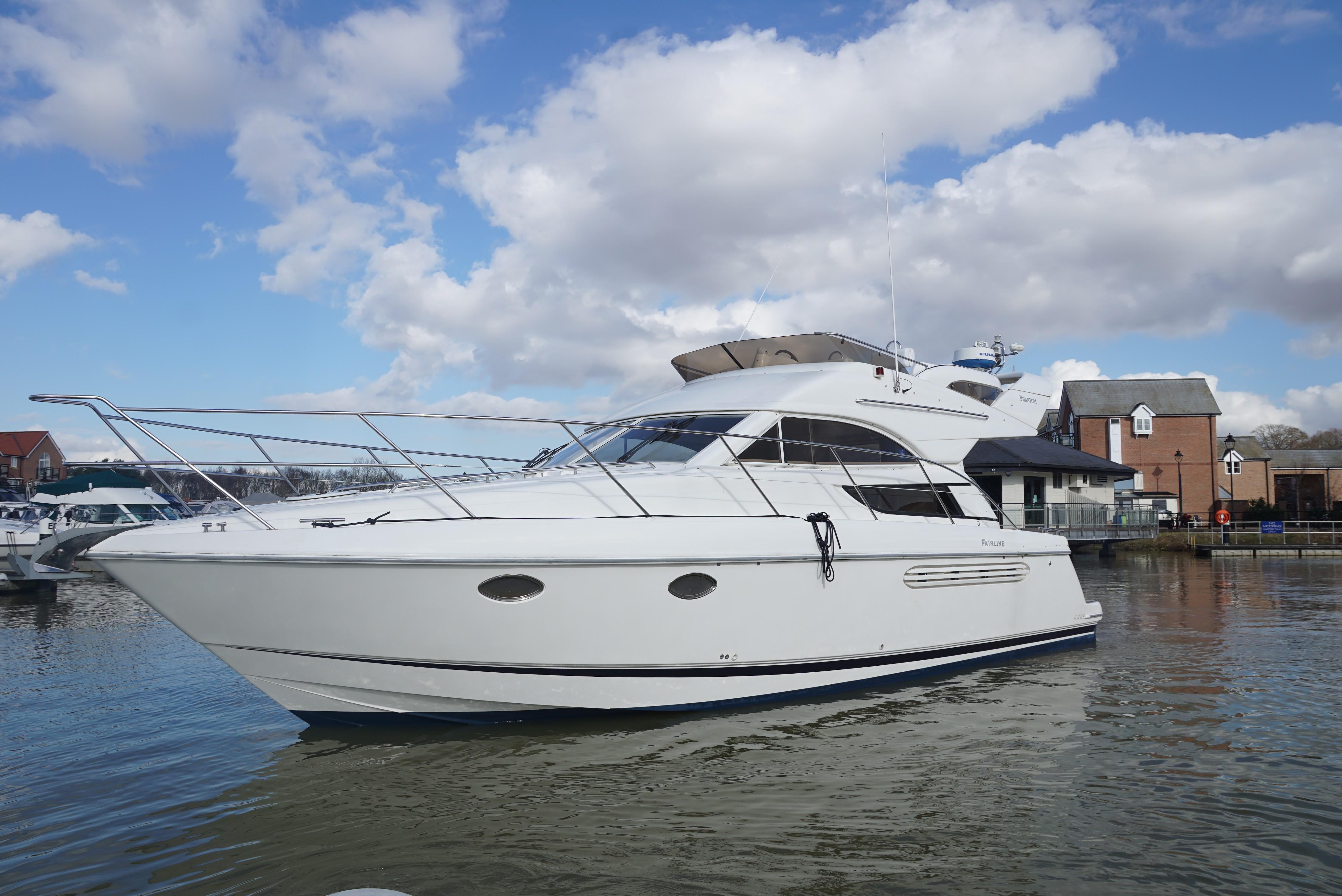 Fairline Phantom 38 7337982 – Burton Waters Boat Sales