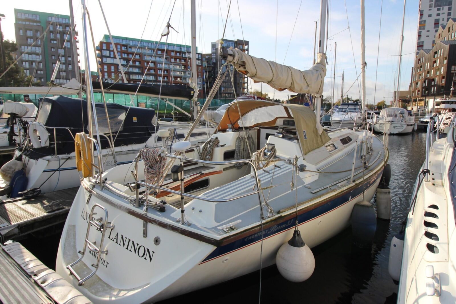 Westerly Storm 33 7279244 – Burton Waters Boat Sales