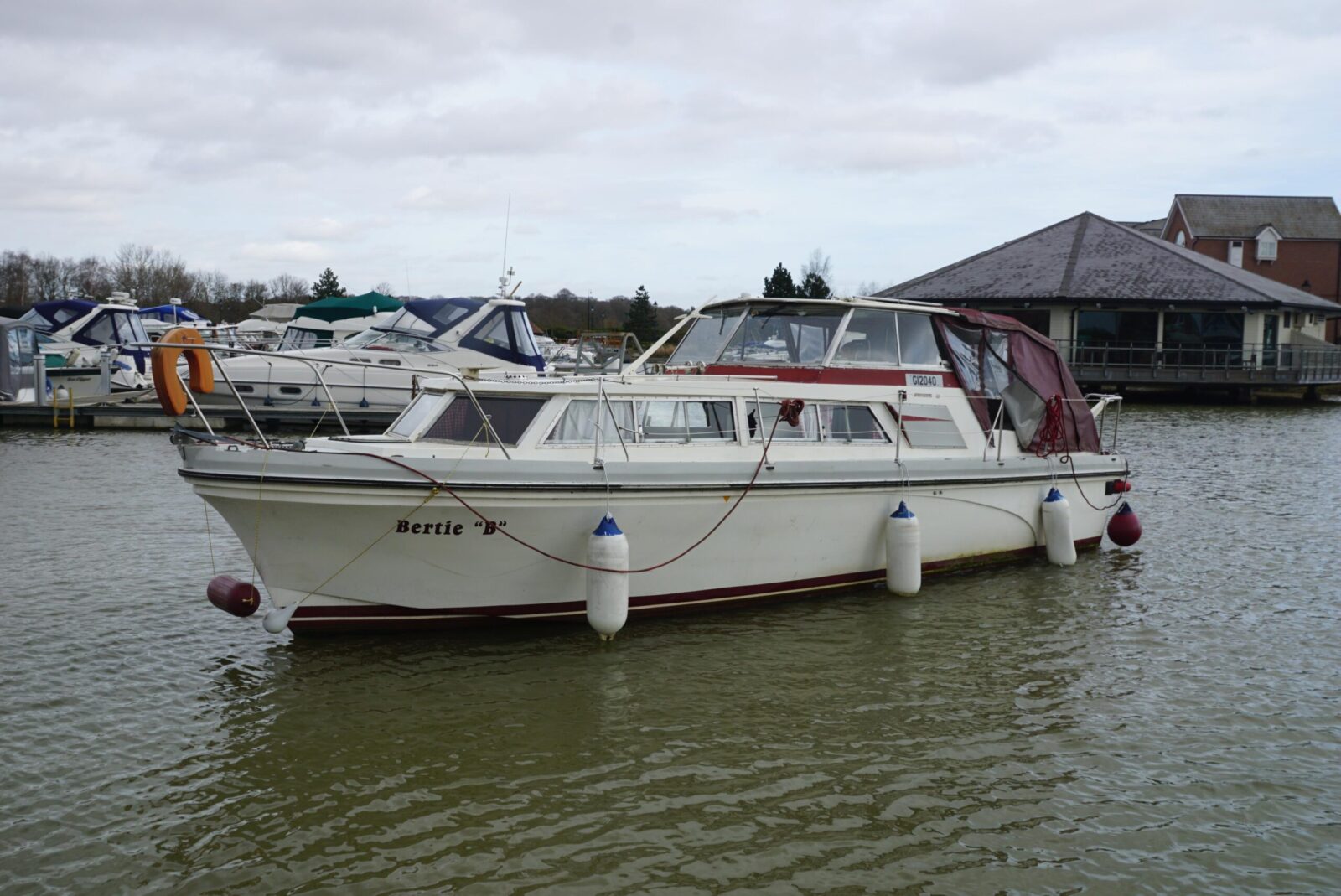 Princess 32 7793314 – Burton Waters Boat Sales