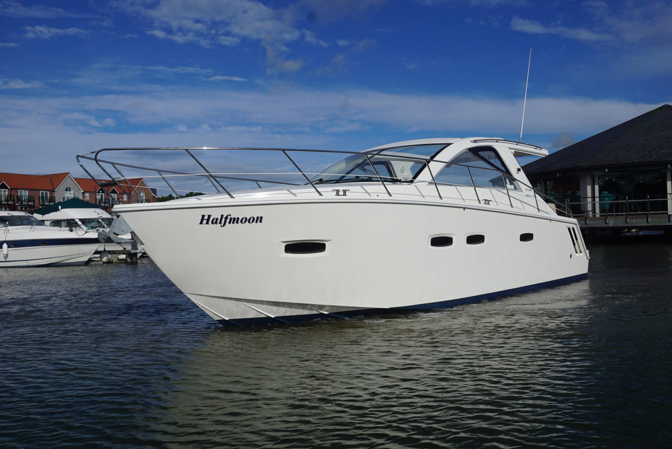 Sealine SC35 8075976 – Burton Waters Boat Sales