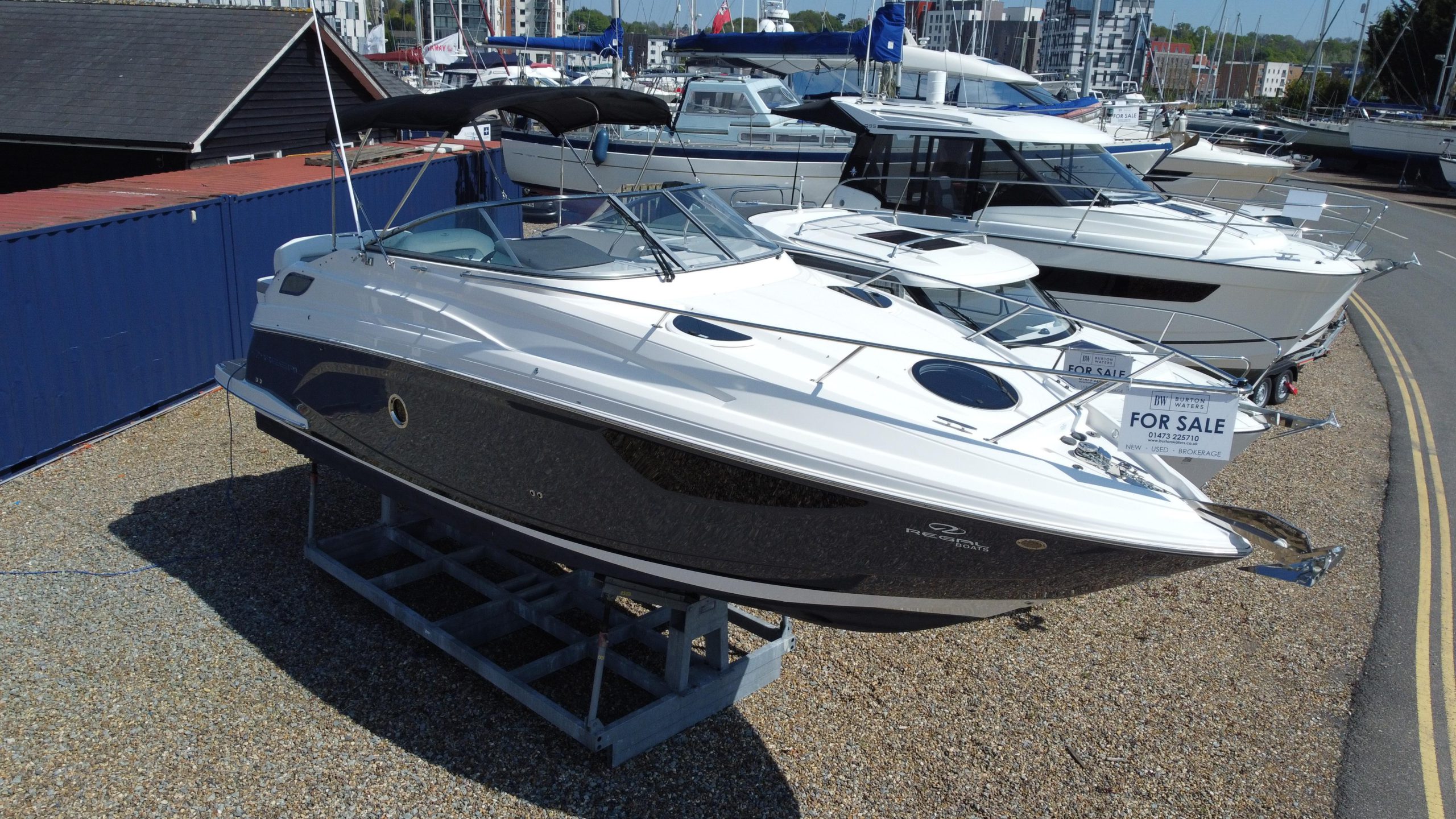 Regal 28 Express 9370934 – Burton Waters Boat Sales