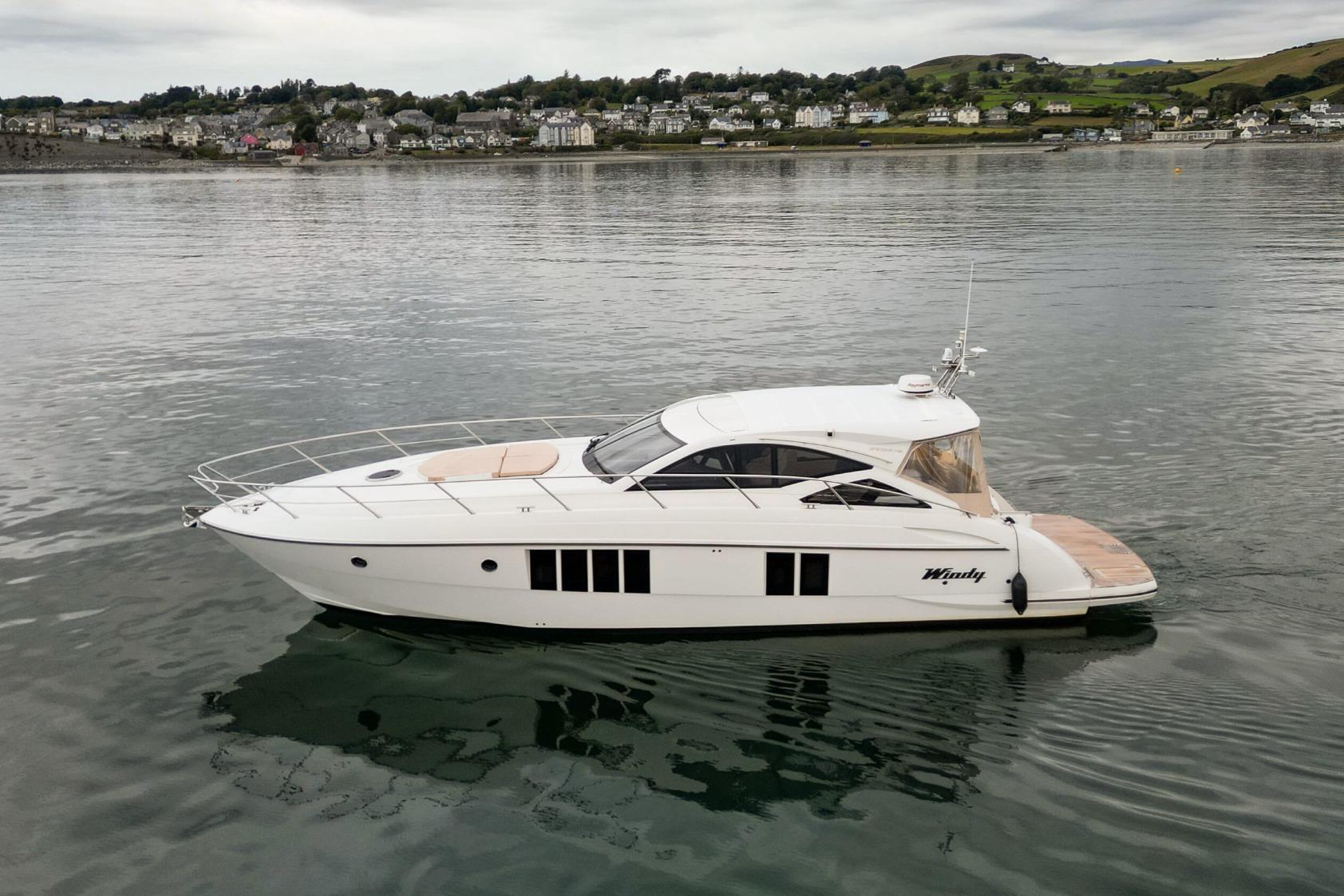 Windy 46 Chinook 9951417 – Burton Waters Boat Sales